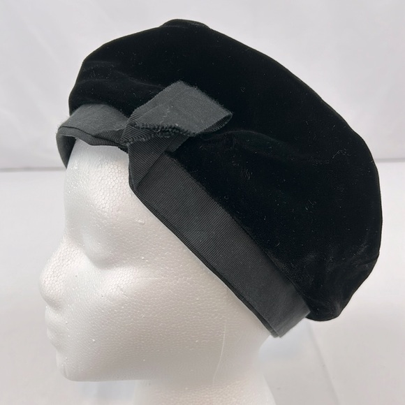 Vintage | Accessories | Vintage Velvet Beret With Matching Grograin ...
